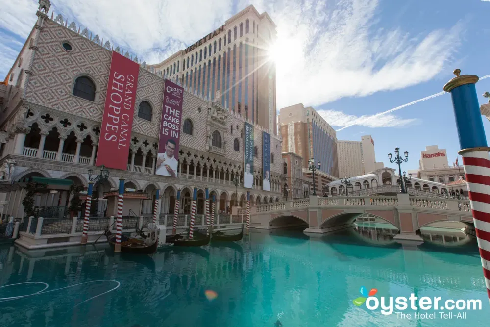 Best Hotel Rooms in Las Vegas | Oyster.com