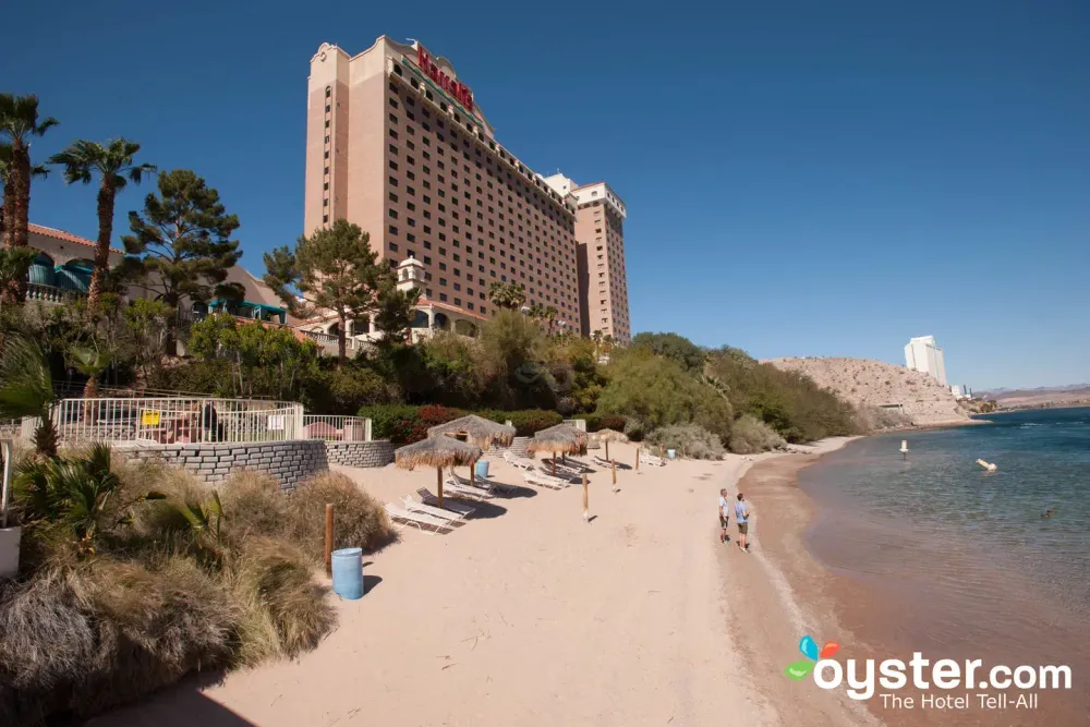 Harrah's Laughlin Review: What To REALLY Expect If You Stay