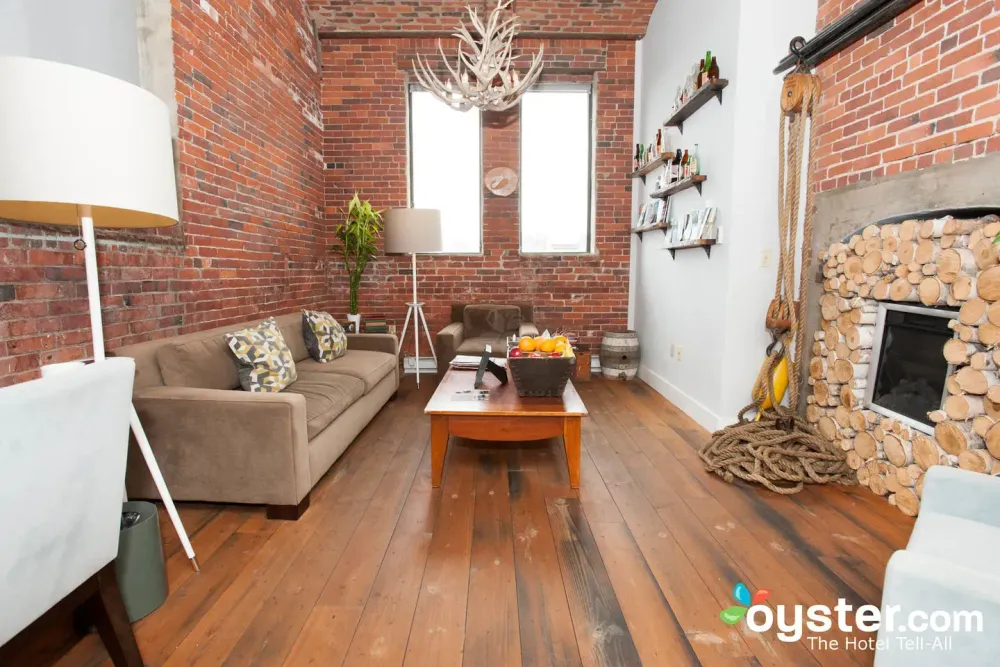 Ale House Inn Review: What To REALLY Expect If You Stay