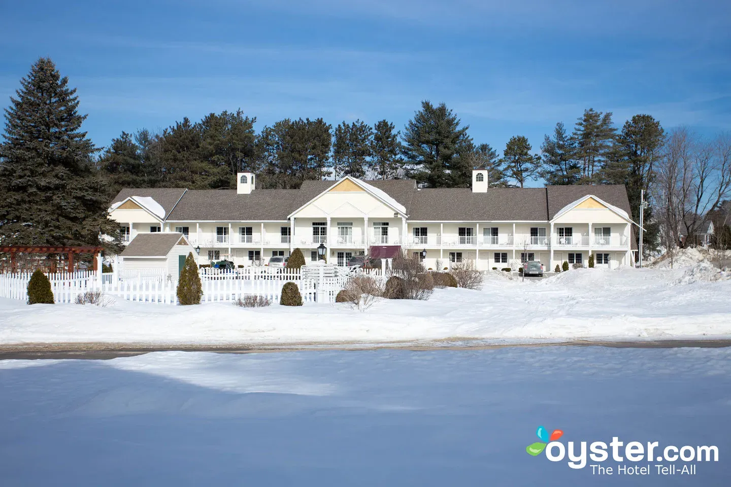 Golden Gables Inn Review: What To REALLY Expect If You Stay