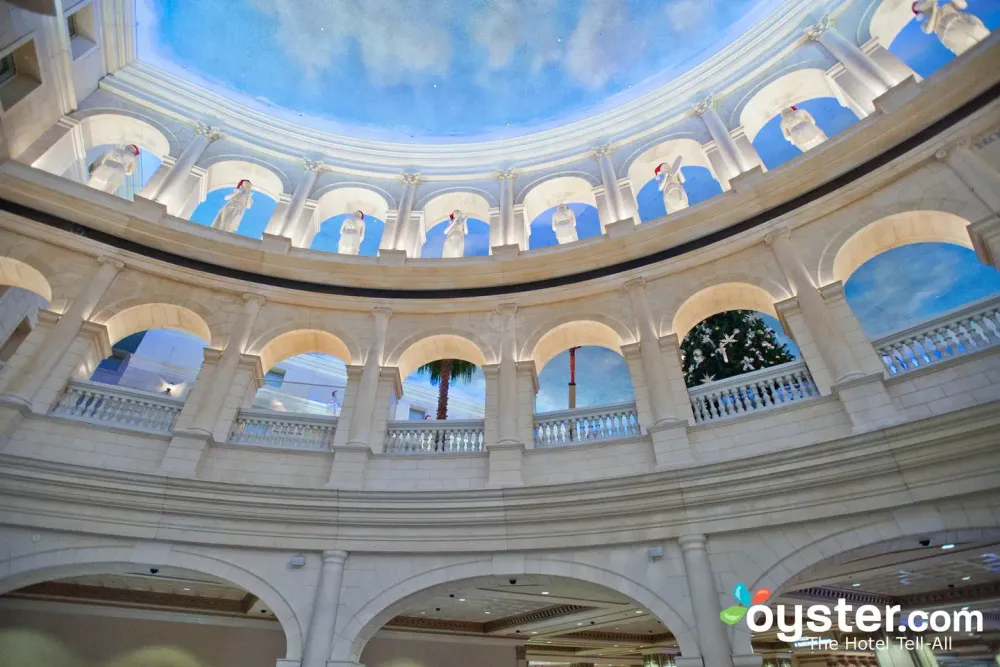 Caesars Atlantic City Review: What To REALLY Expect If You Stay