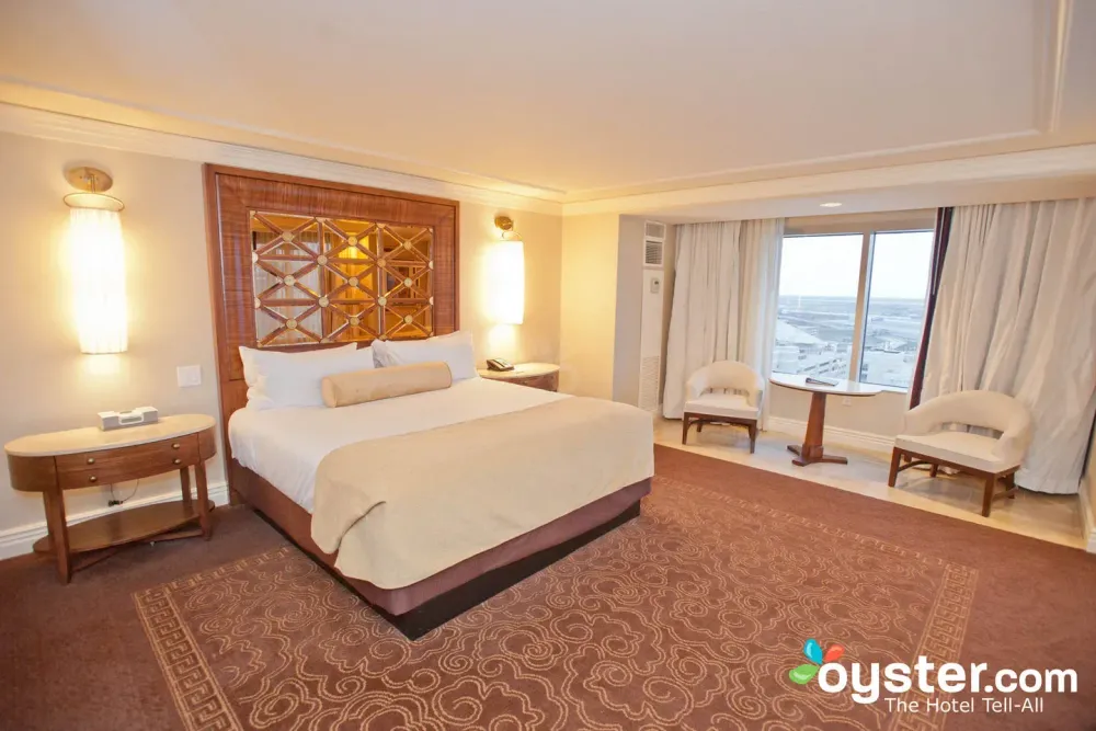 Caesars Atlantic City Review: What To REALLY Expect If You Stay