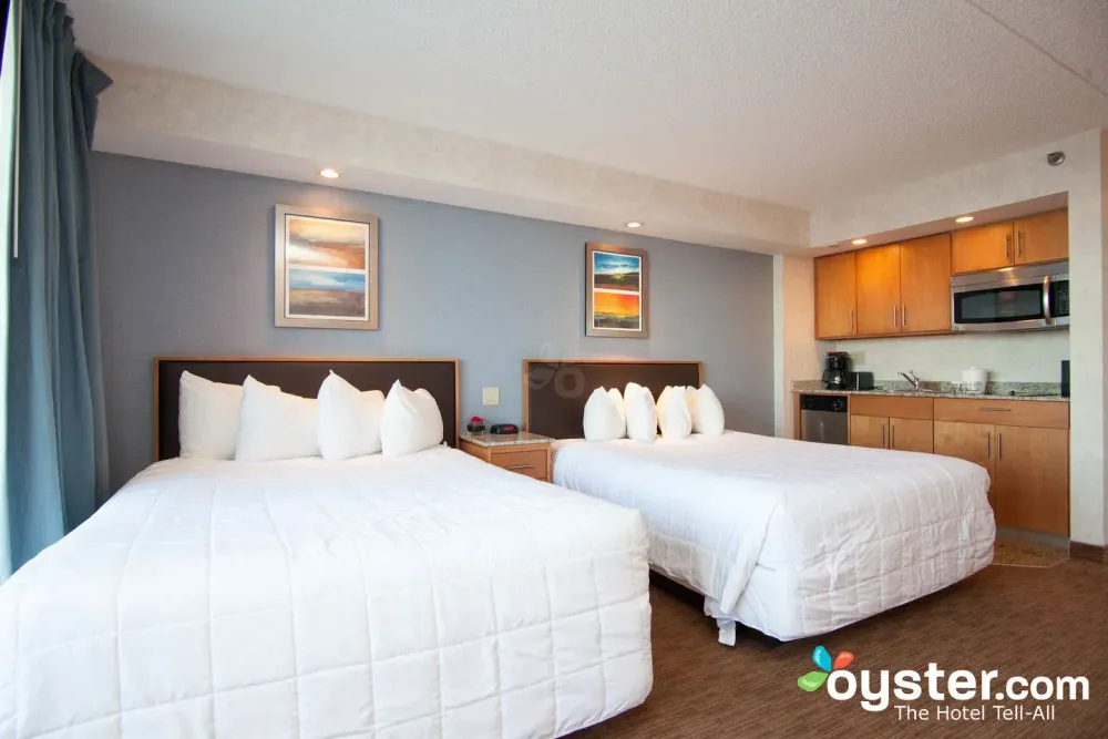 Flagship Resort Review: What To REALLY Expect If You Stay | Oyster.com