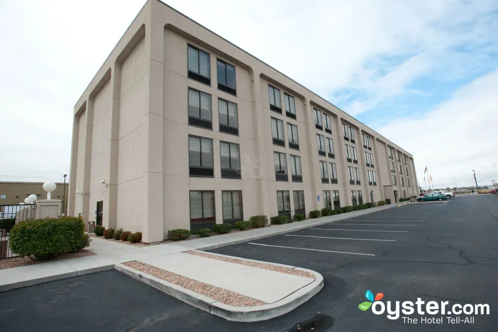 Hampton Inn University Midtown Albuquerque Review: What To REALLY ...