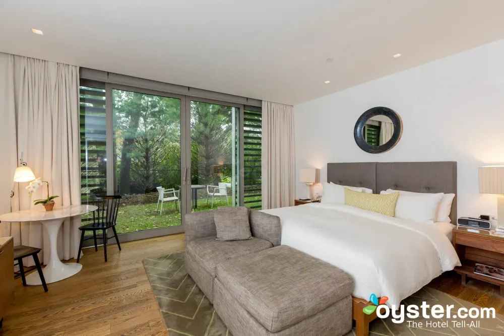 Topping Rose House Review: What To REALLY Expect If You Stay