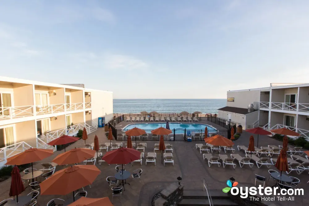 Royal Atlantic Beach Resorts Review: What To REALLY Expect If You Stay