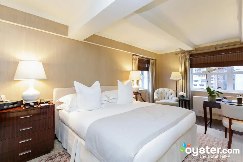 Lowell Hotel Review: What To REALLY Expect If You Stay