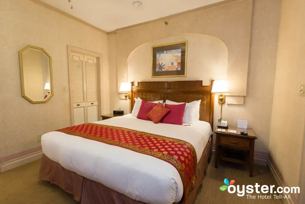 The 5 Best Hotels for Spending New Year's Eve in New York City | Oyster ...