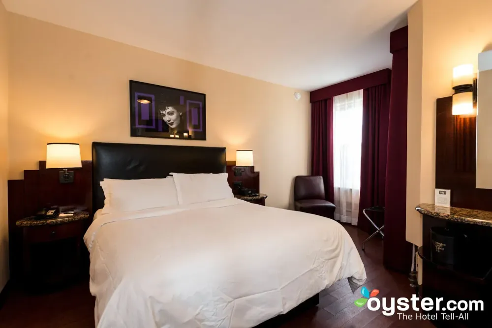 Washington Square Hotel Review: What To REALLY Expect If You Stay