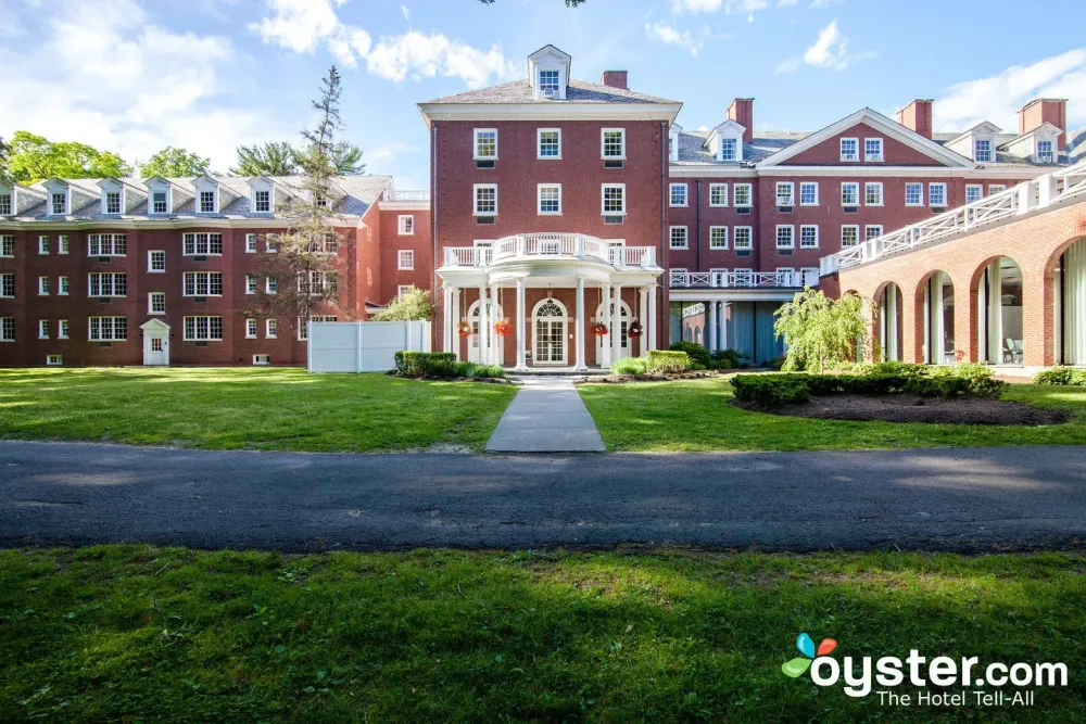 The Gideon Putnam Review: What To REALLY Expect If You Stay