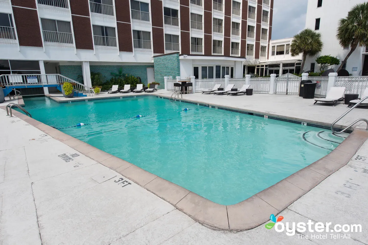 Blockade Runner Beach Resort Review: What To REALLY Expect If You Stay