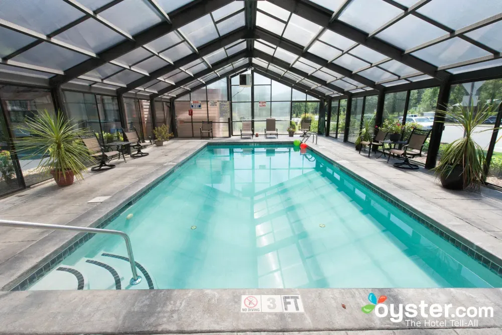 Maggie Valley Hotels & Resorts | Oyster.com Hotel Reviews