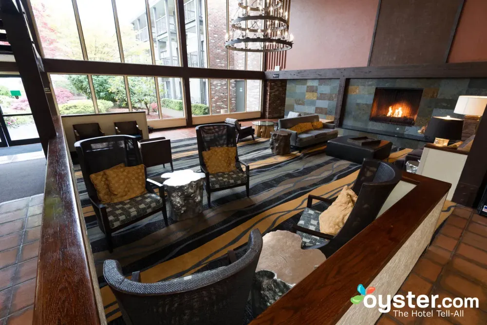 Valley River Inn Review: What To REALLY Expect If You Stay