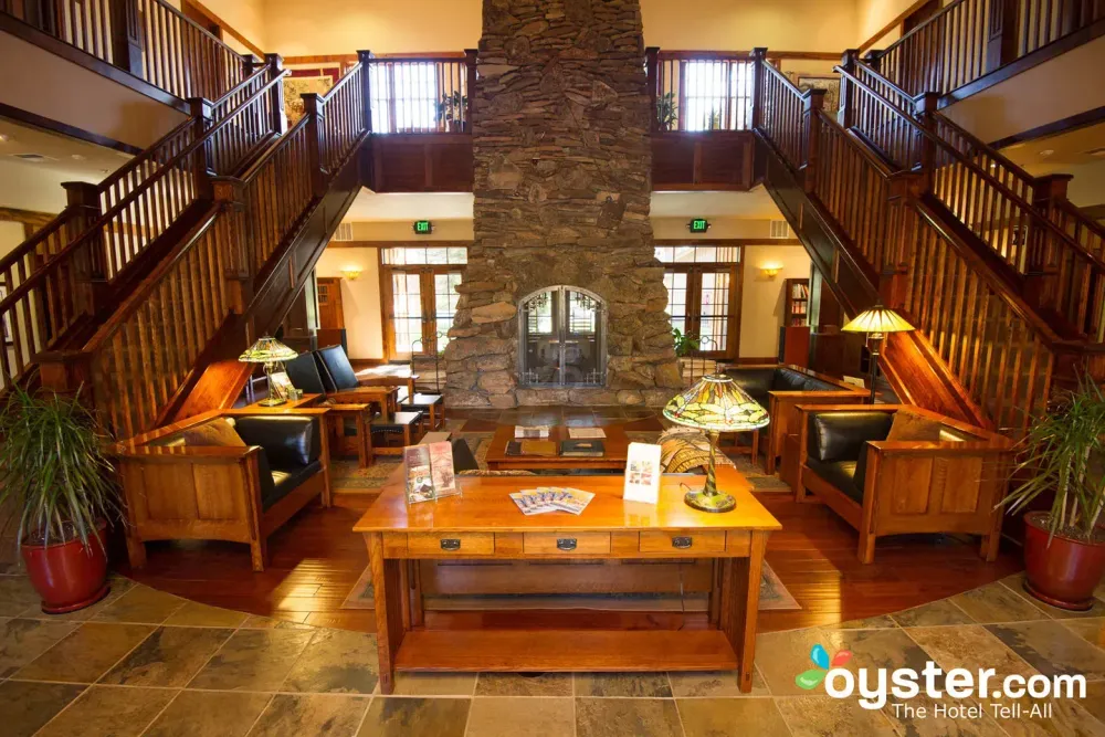 Sisters Hotels & Resorts | Oyster.com Hotel Reviews