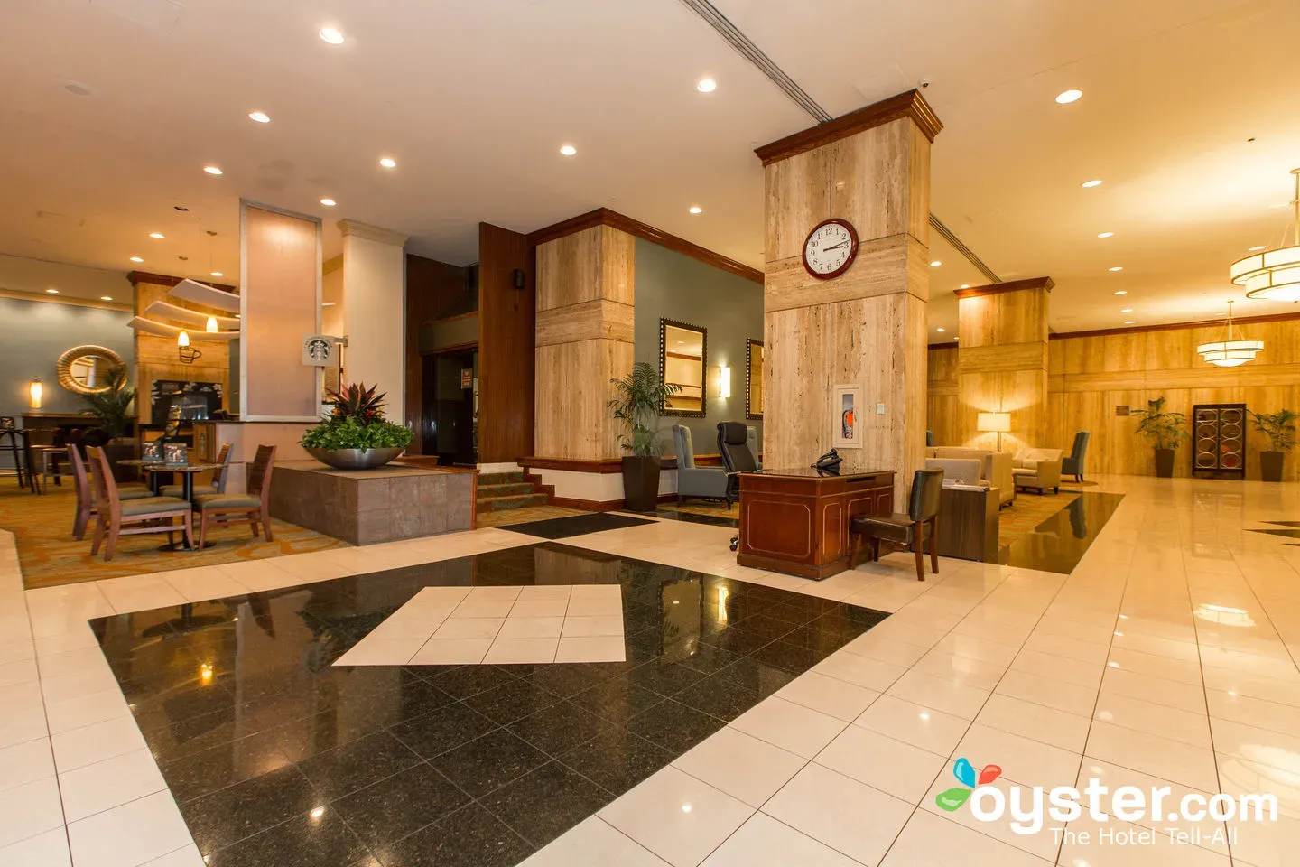 DoubleTree by Hilton Philadelphia Airport Review: What To REALLY Expect ...