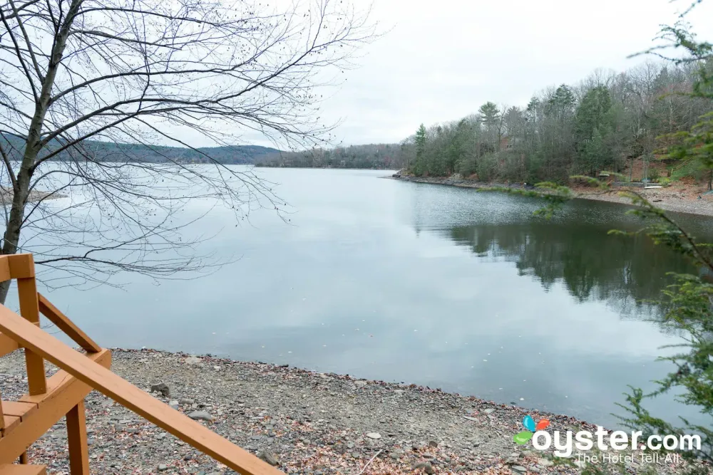Cove Haven Resort Review: What To REALLY Expect If You Stay