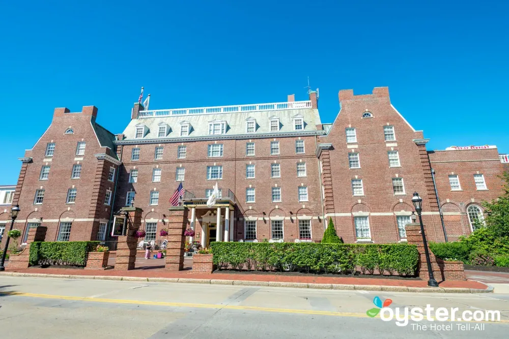 Hotel Viking Review: What To REALLY Expect If You Stay