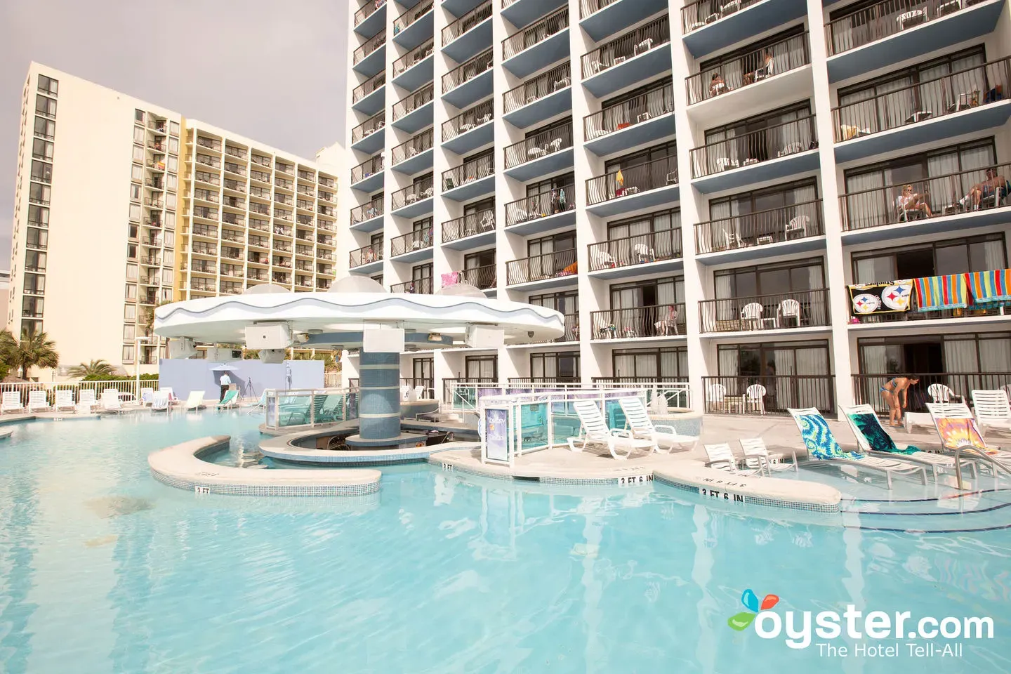 Hotel Blue Review: What To REALLY Expect If You Stay