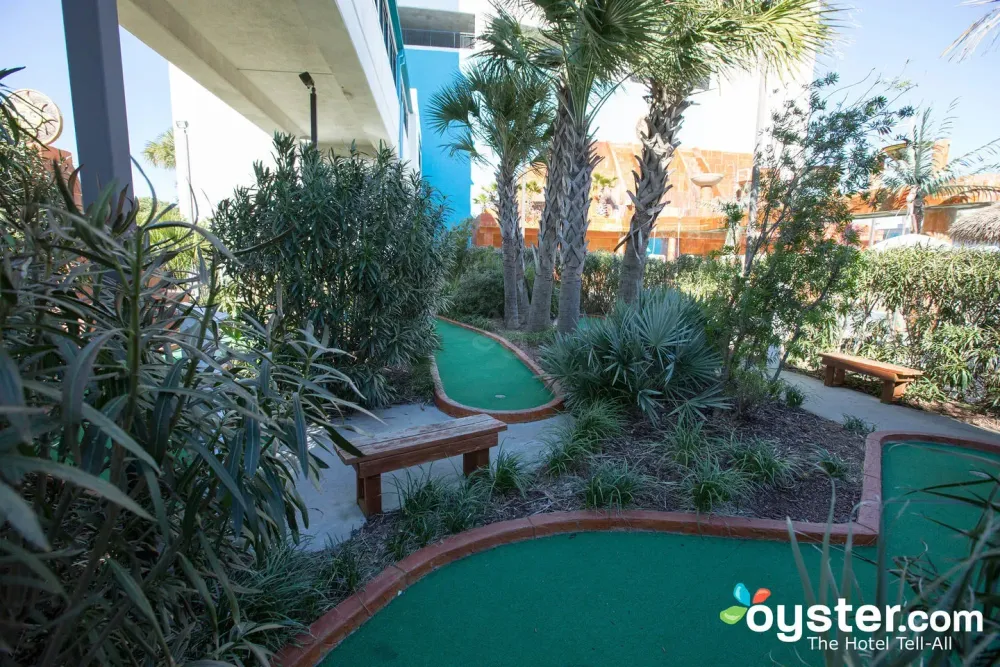 Landmark Resort Review: What To REALLY Expect If You Stay