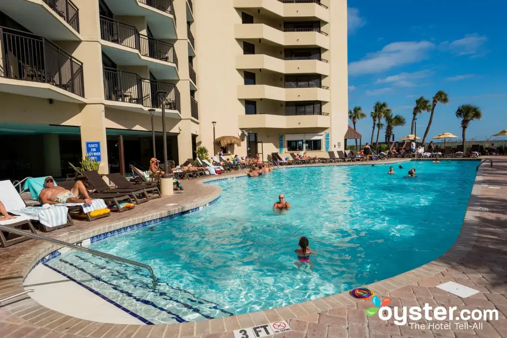 Ocean Reef Resort Review: What To REALLY Expect If You Stay | Oyster.com