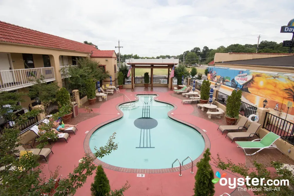 Days Inn by Wyndham Memphis at Graceland Review: What To REALLY Expect ...