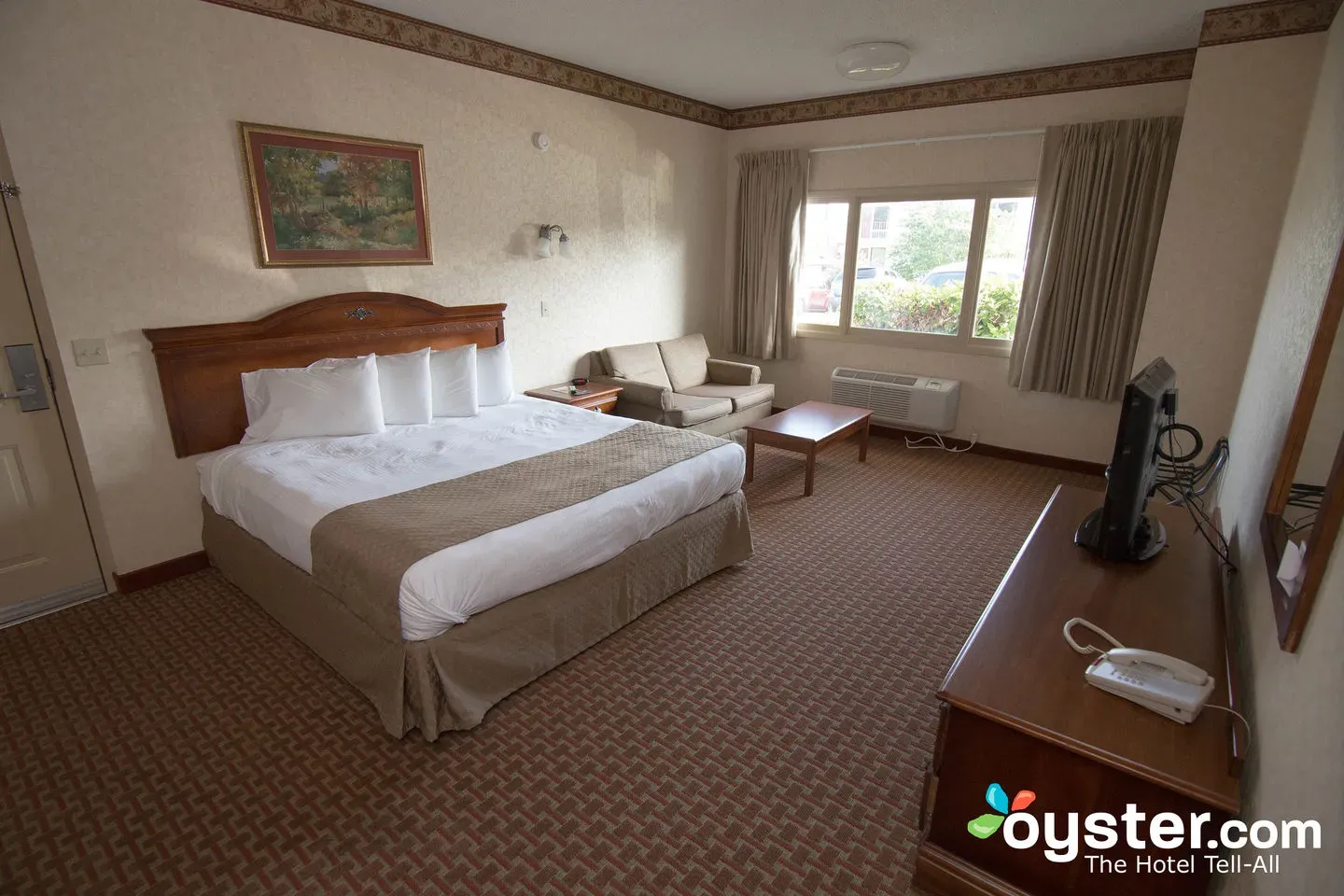 Park Tower Inn Review: What To REALLY Expect If You Stay | Oyster.com