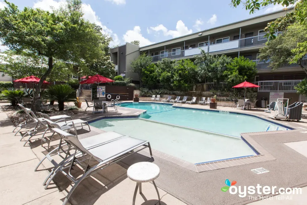 Aiden by Best Western @ Austin City Hotel Review: What To REALLY Expect ...