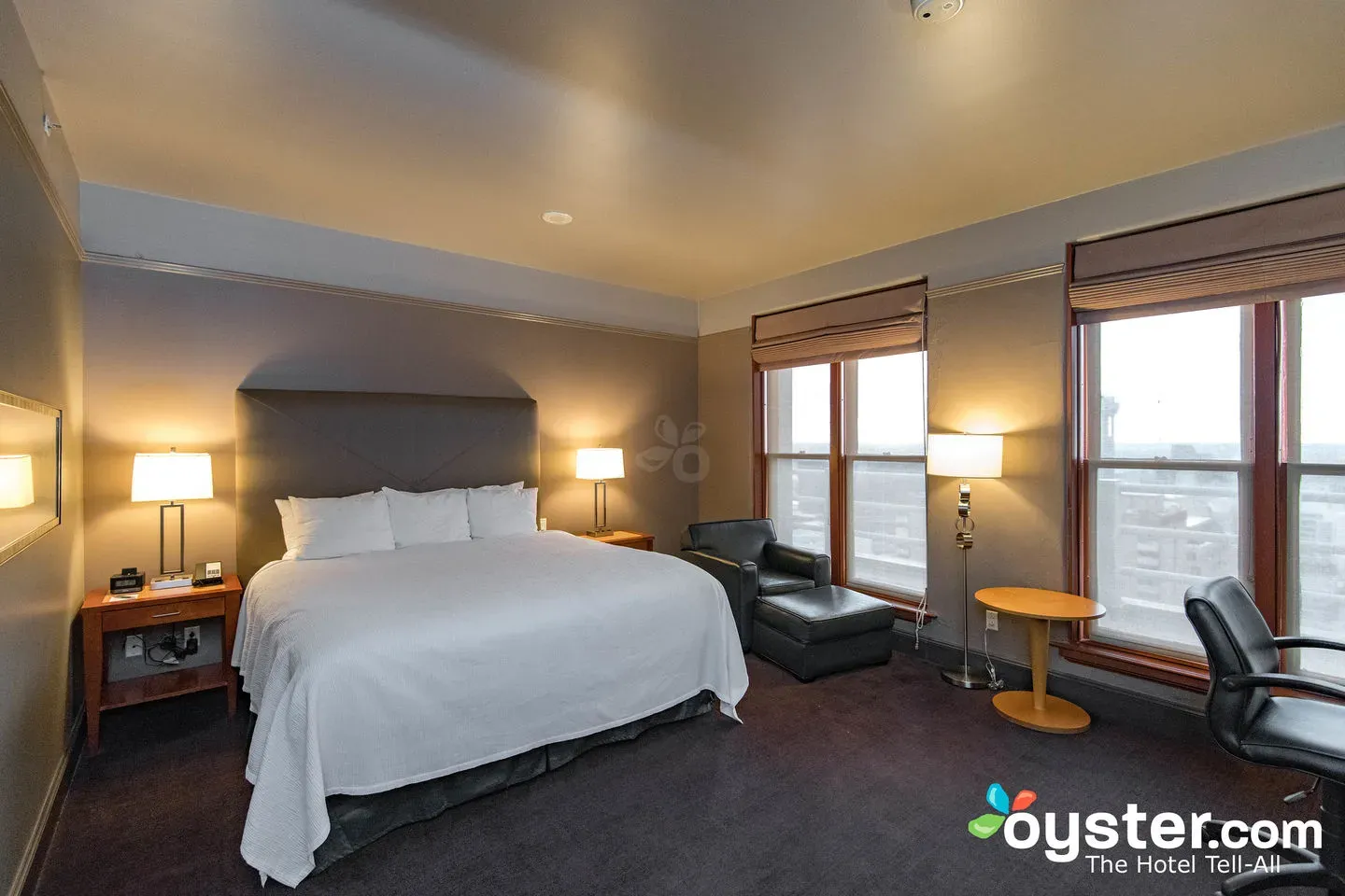 Magnolia Hotel Dallas Downtown Review: What To REALLY Expect If You Stay