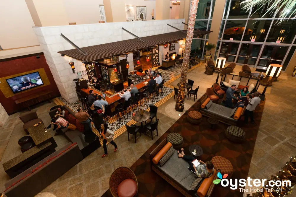 Hotel Contessa Review: What To REALLY Expect If You Stay