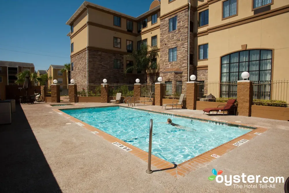 Corpus Christi Hotels & Resorts | Oyster.com Hotel Reviews