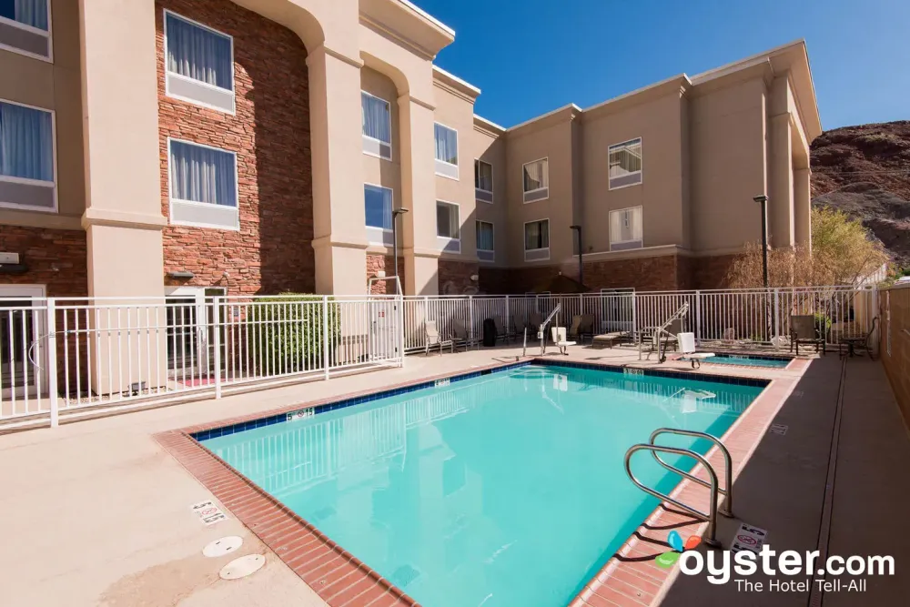 Hampton Inn Moab Review: What To REALLY Expect If You Stay