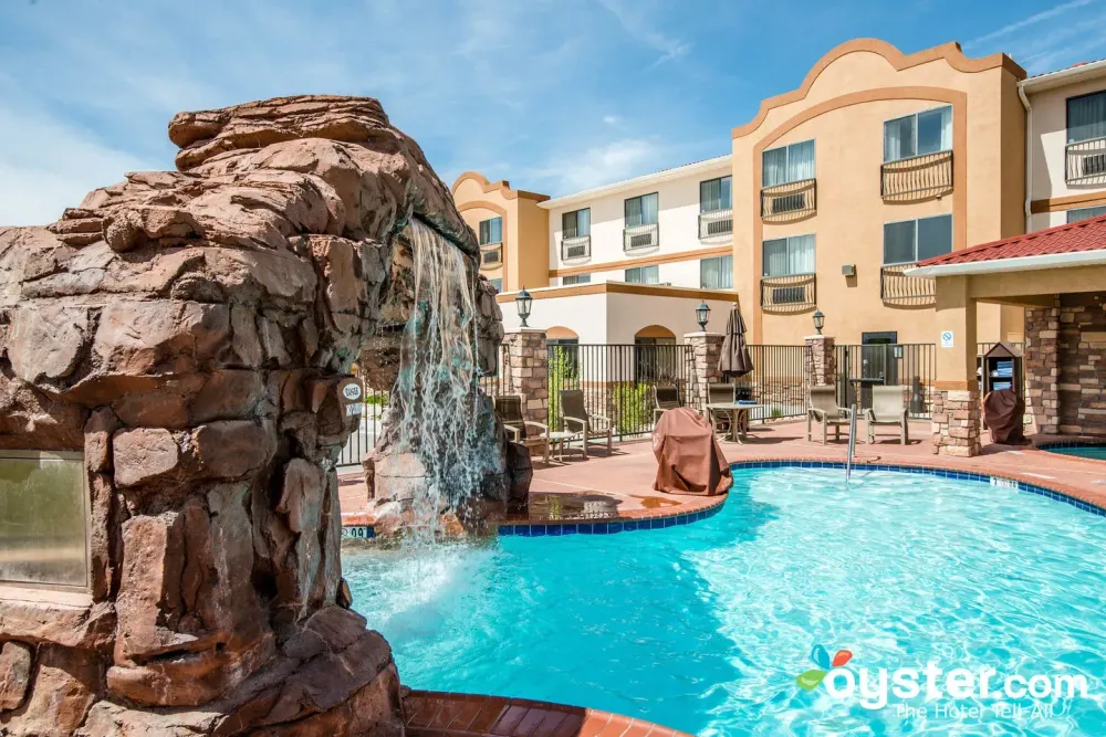 Holiday Inn Express Hotel & Suites Moab Review: What To REALLY Expect ...