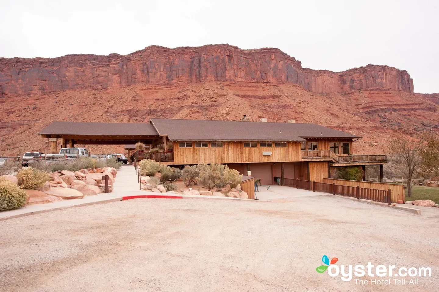 red cliffs lodge