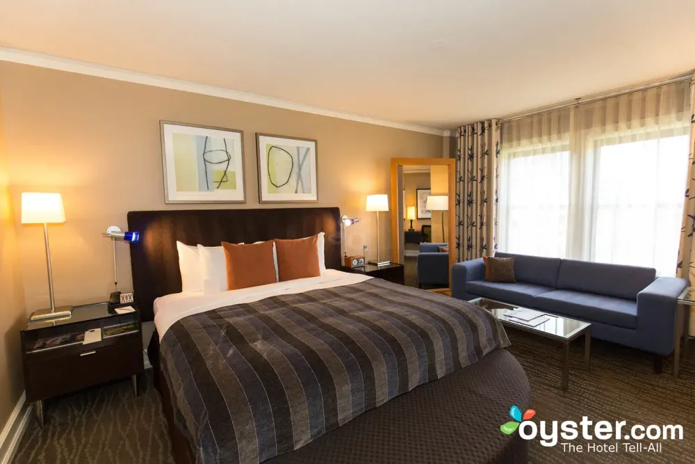 Hotel Andra Review: What To REALLY Expect If You Stay