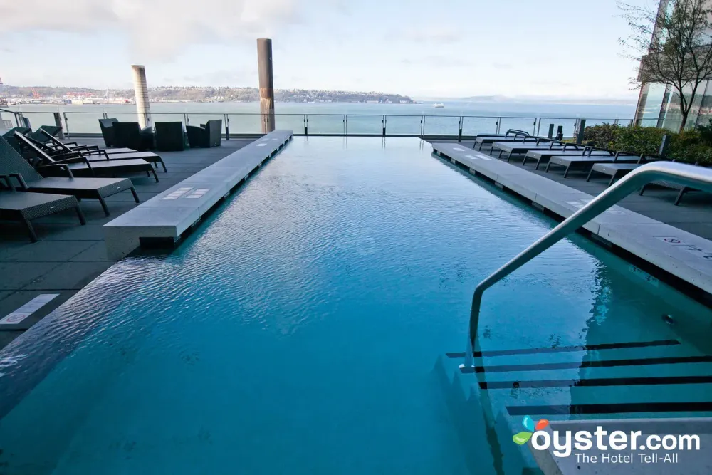 Four Seasons Hotel Seattle Review: What To REALLY Expect If You Stay