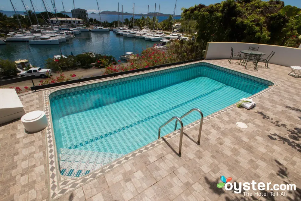 Fort Burt Hotel Review: What To REALLY Expect If You Stay