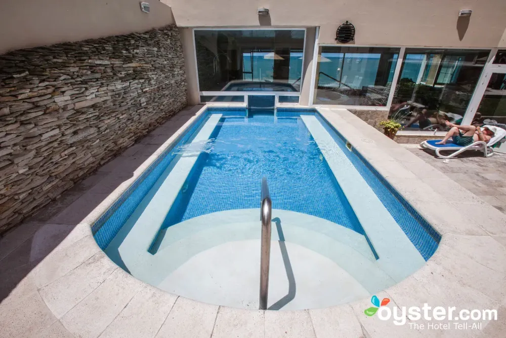 Hotel Las Rocas Review: What To REALLY Expect If You Stay