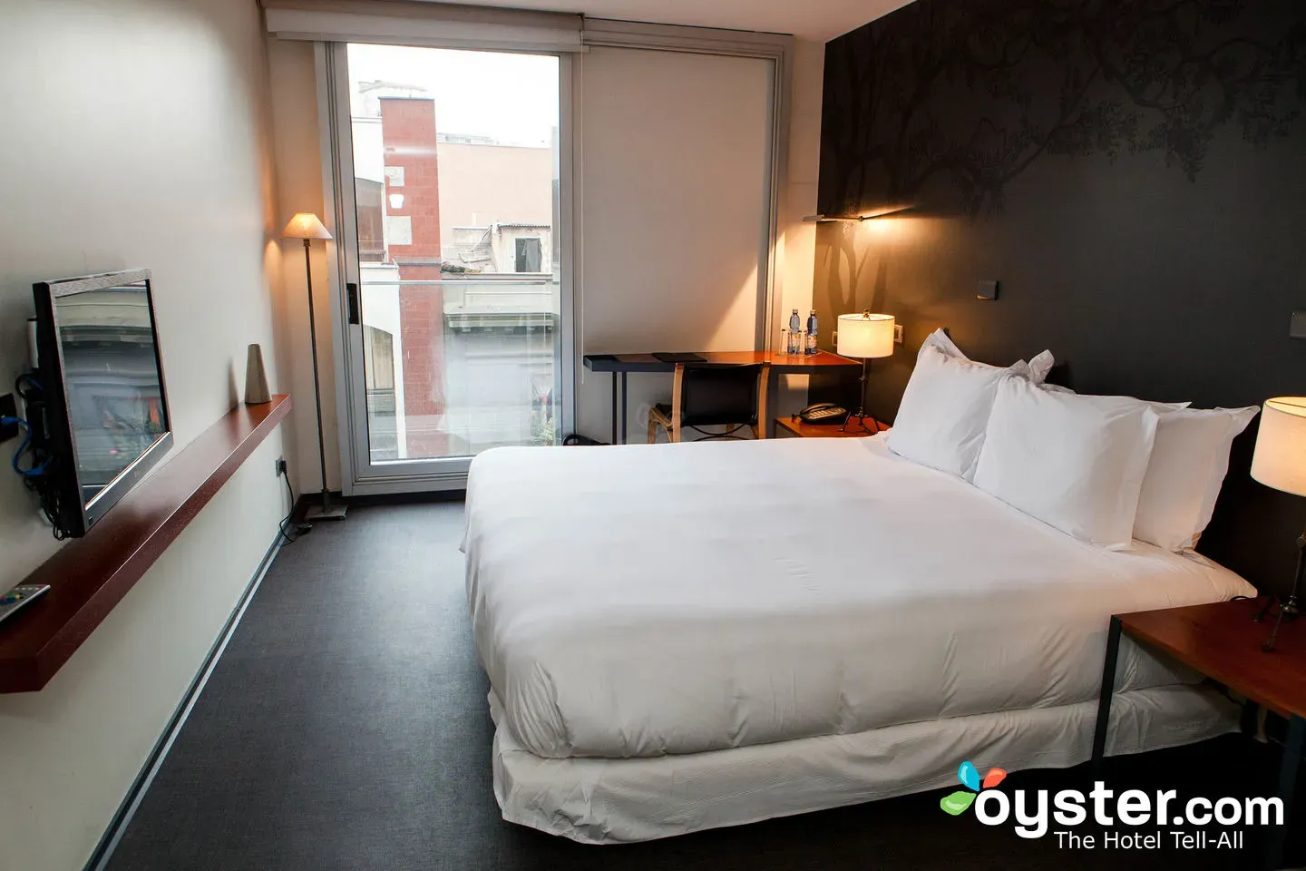 Hotel Ismael Review: What To REALLY Expect If You Stay | Oyster.com
