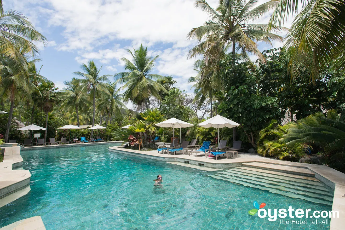 Castaway Island Fiji Review: What To REALLY Expect If You Stay | Oyster.com